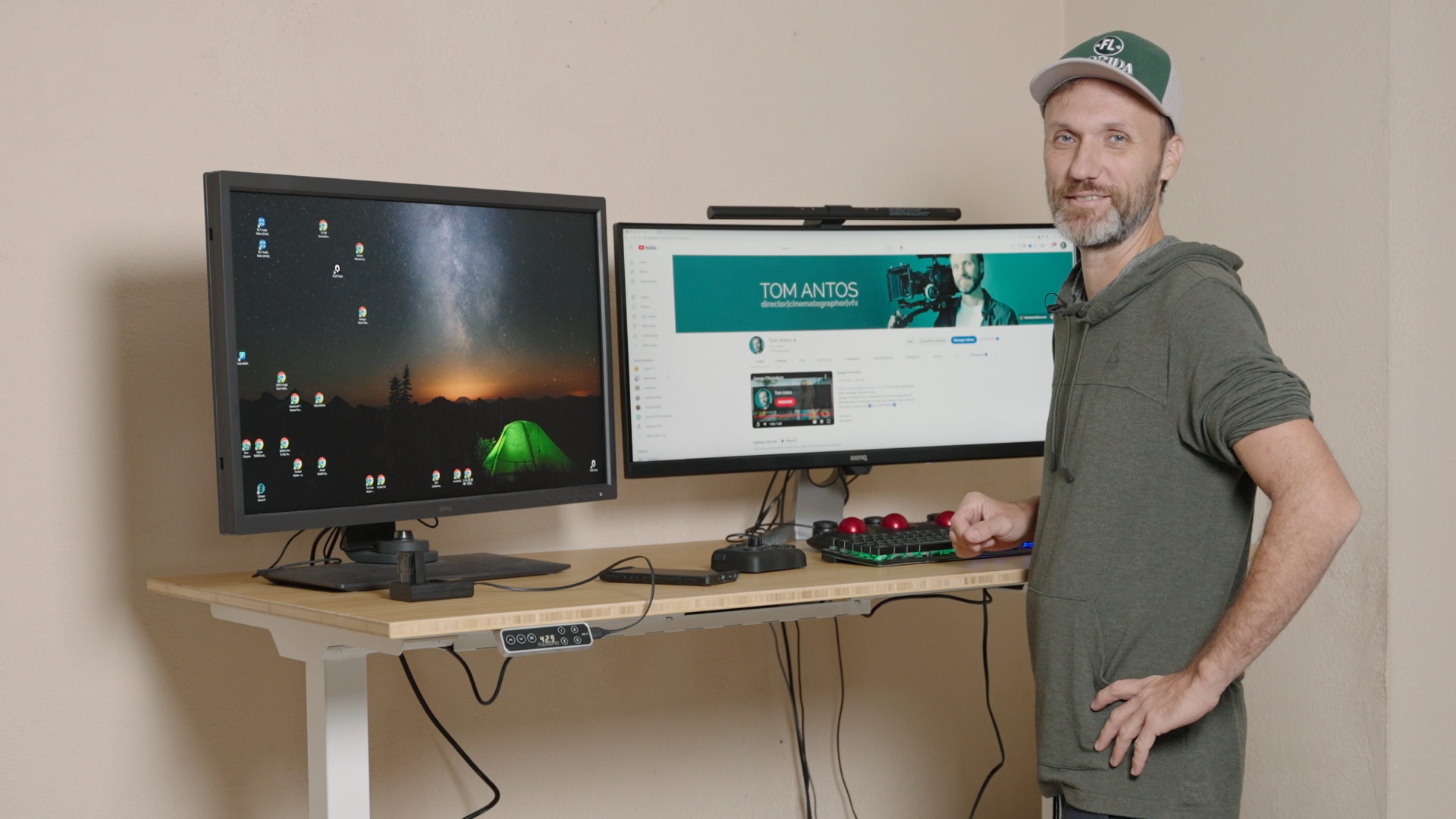 FlexiSpot Pro Plus Standing Desk E7 | Tom Antos Films